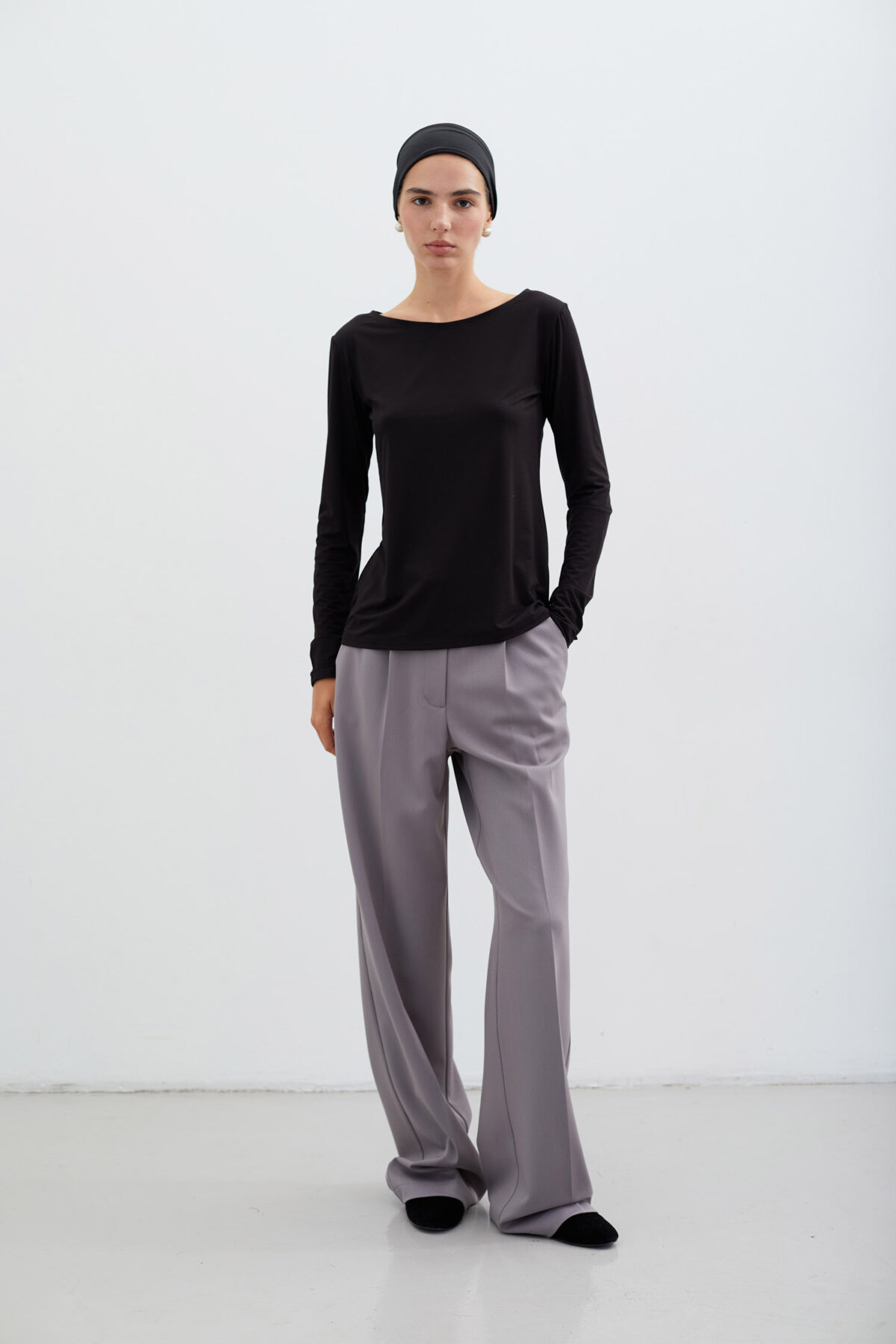 Лонгслів молочний - The Lace